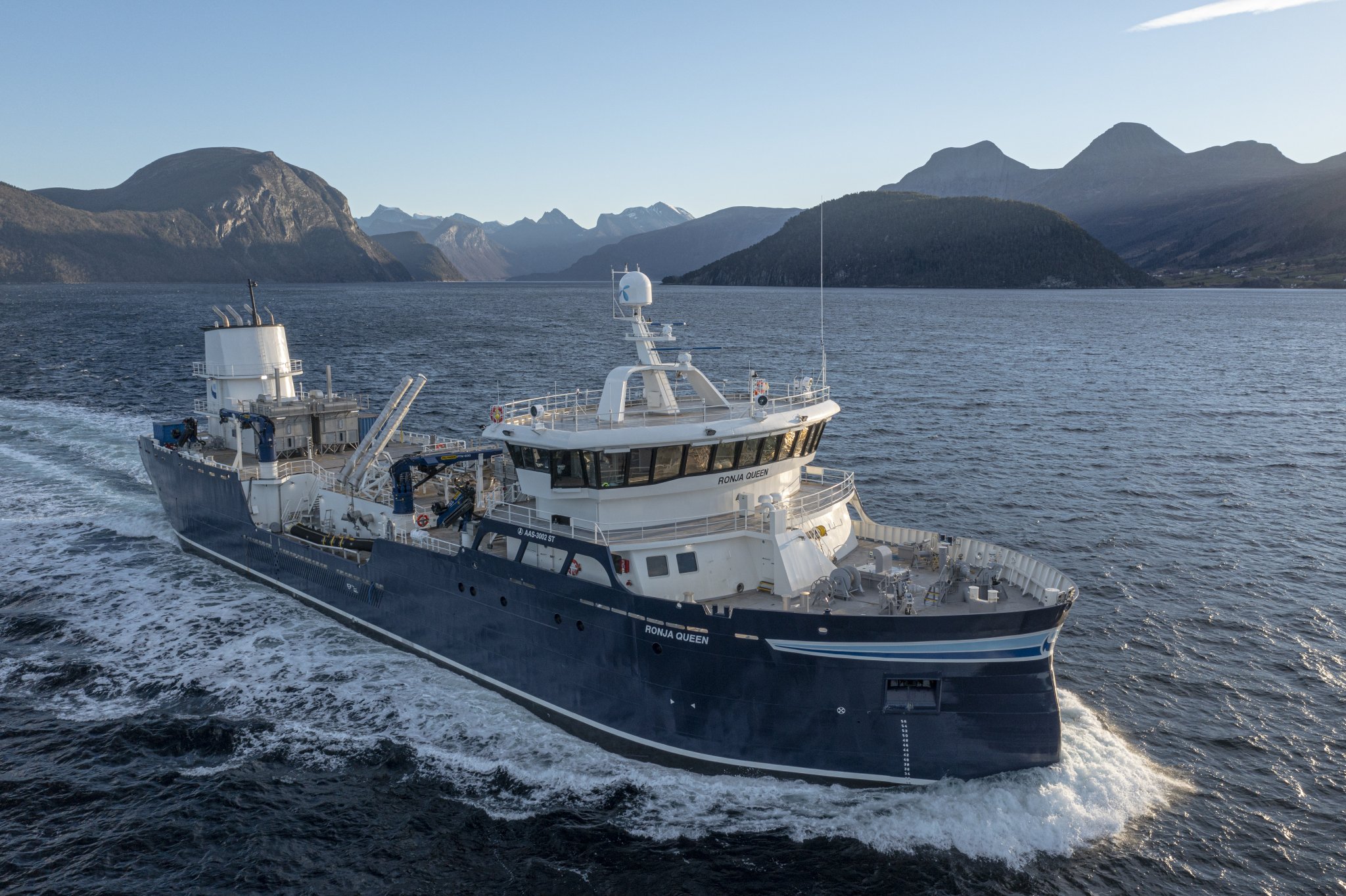 Exhaust suspensions and bellows to BN 210 MS Ronja Queen - Vibratec