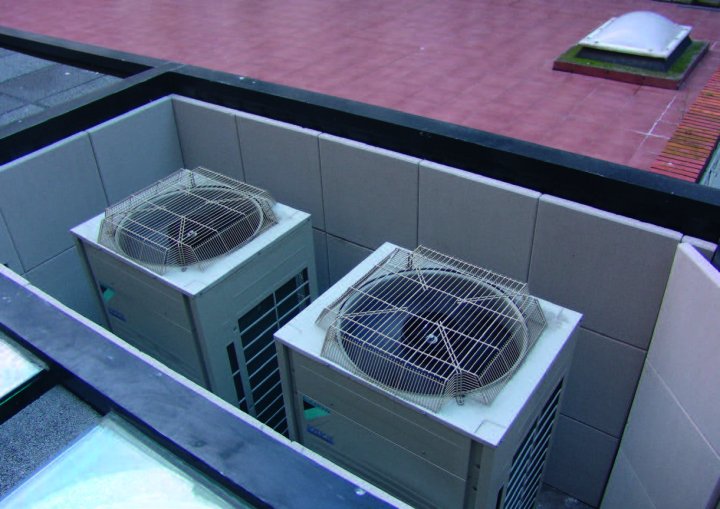 High noise reduction with sound absorber REAPOR - Vibratec