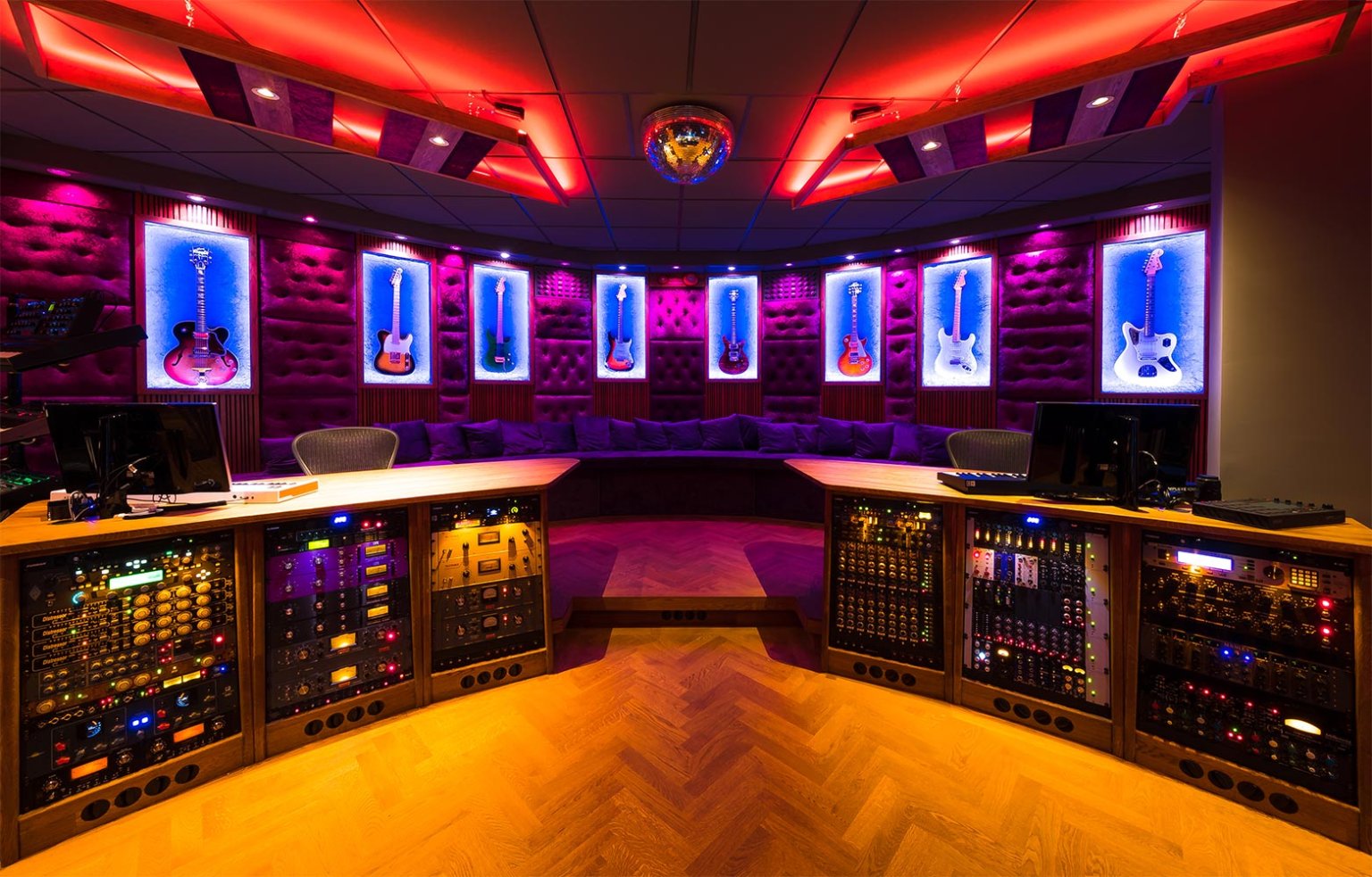 Vibratec's "Room in room" Solutions