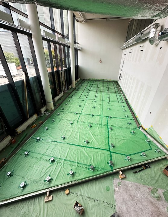 Crossfit Floor with Jack-Up Floating Slab VT-JFS from Vibratec